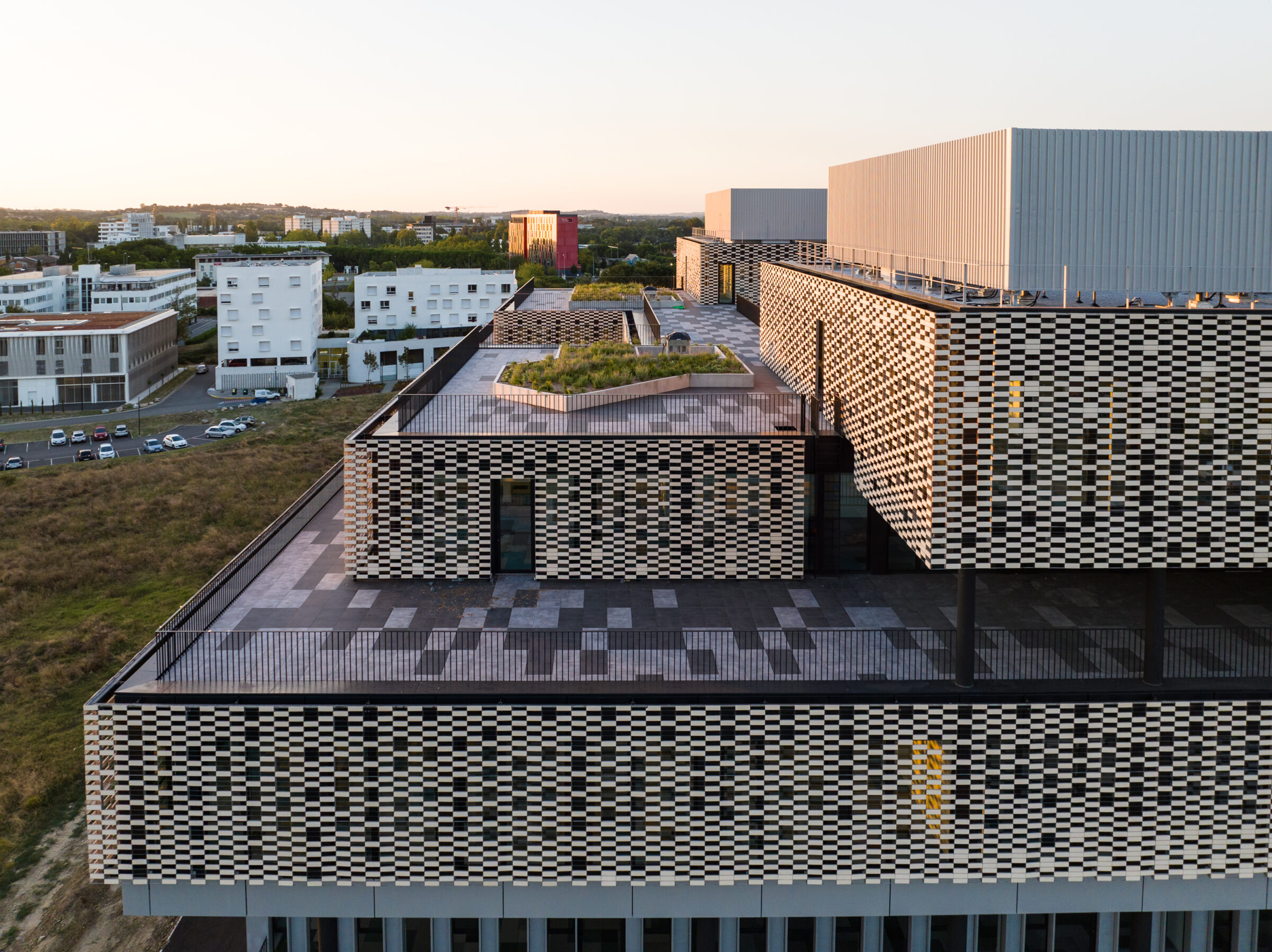 Data Valley & Data Village — Labège
